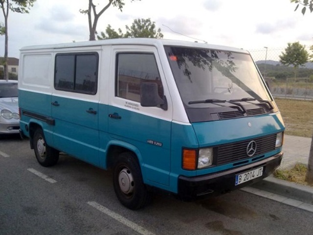 Tyreaction – Alquiler de vehículos de escena, coches y camaracar ...